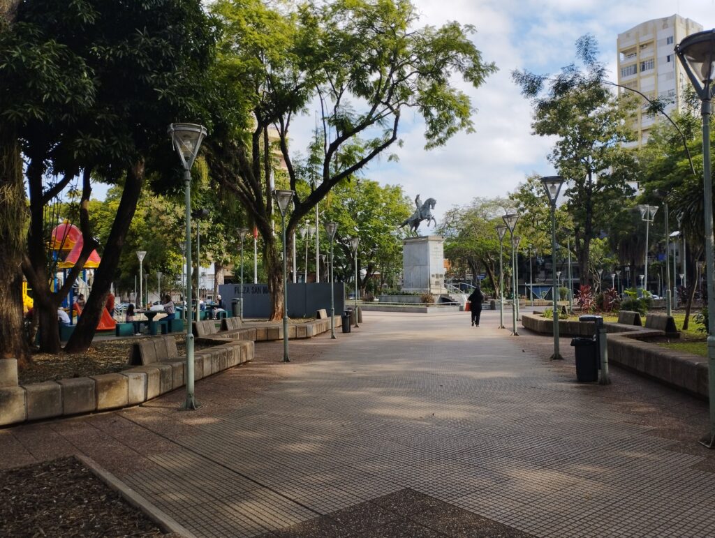 Posadas : Como chegar, O que fazer,Onde se hospedar...