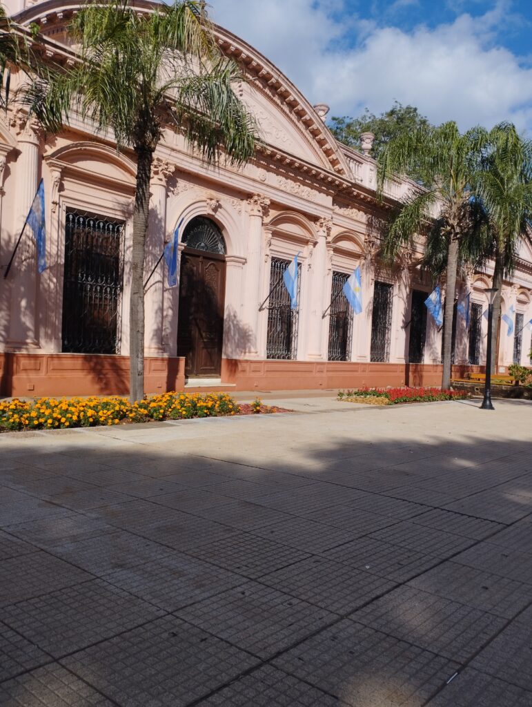 Posadas : Como chegar, O que fazer,Onde se hospedar...